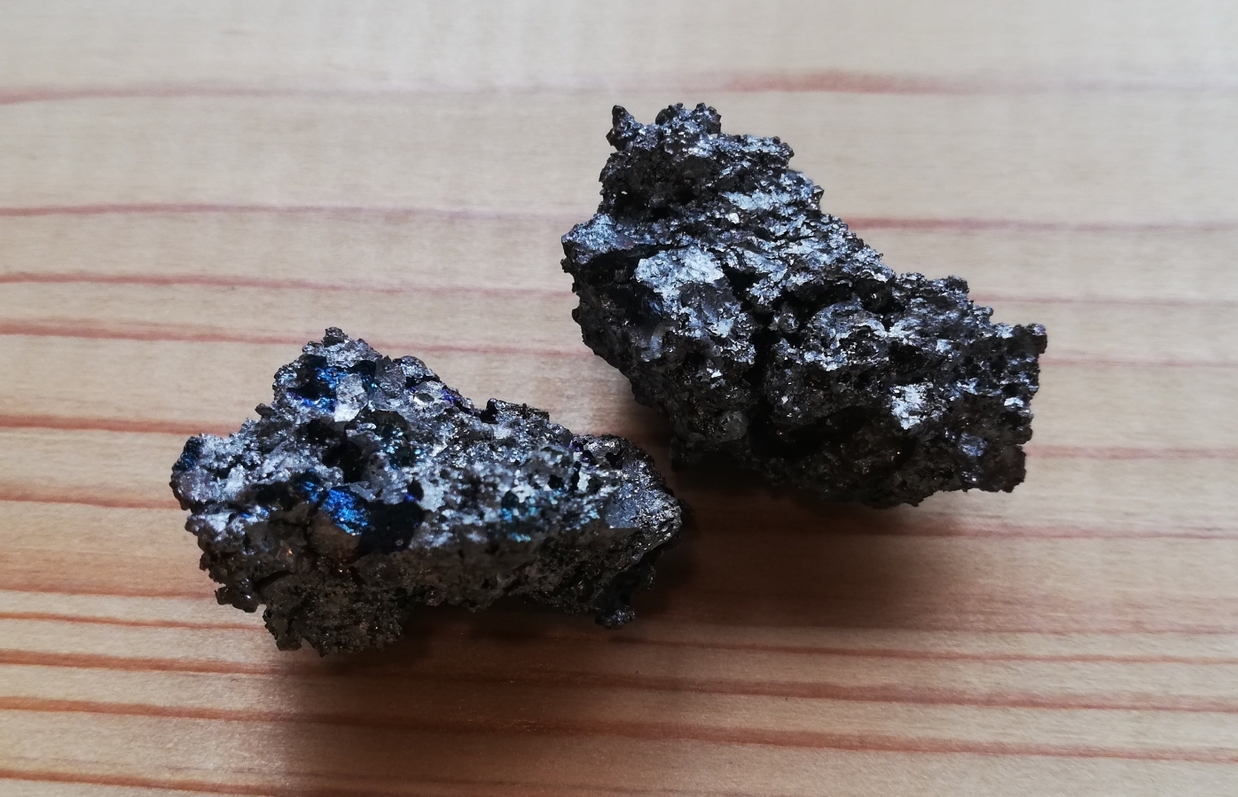 Why do the swordsmiths in Demon Slayer wear the special masks of ...